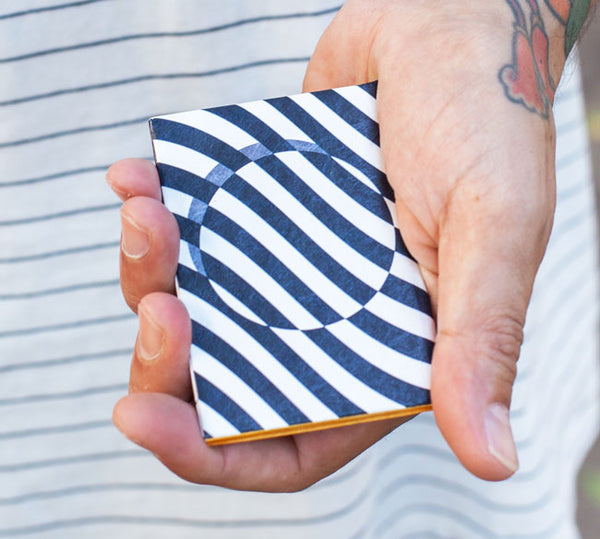 Motion – Paperwallet